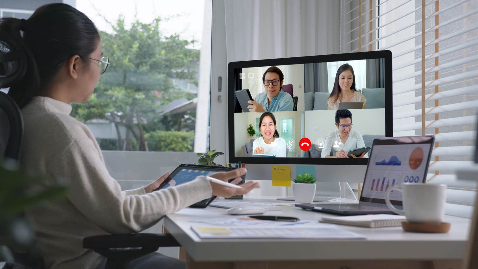 How Collaborative Platforms Boost Productivity And Efficiency In Tech Workspaces